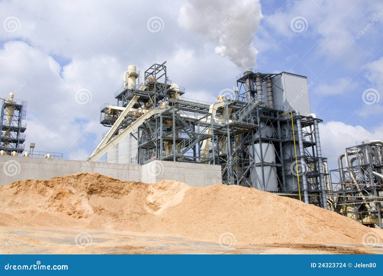 De Productie Van De Houtspaander Stock Foto - Image of stapel ...