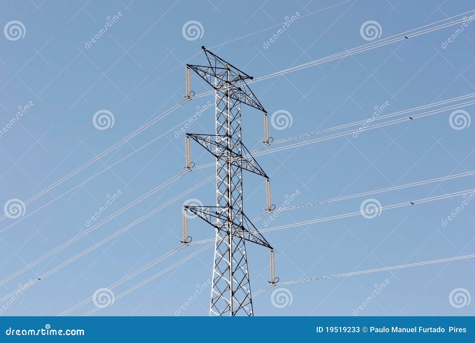 De Pyloon Van De Hoogspanning Stock Afbeelding - Image of spanning ...
