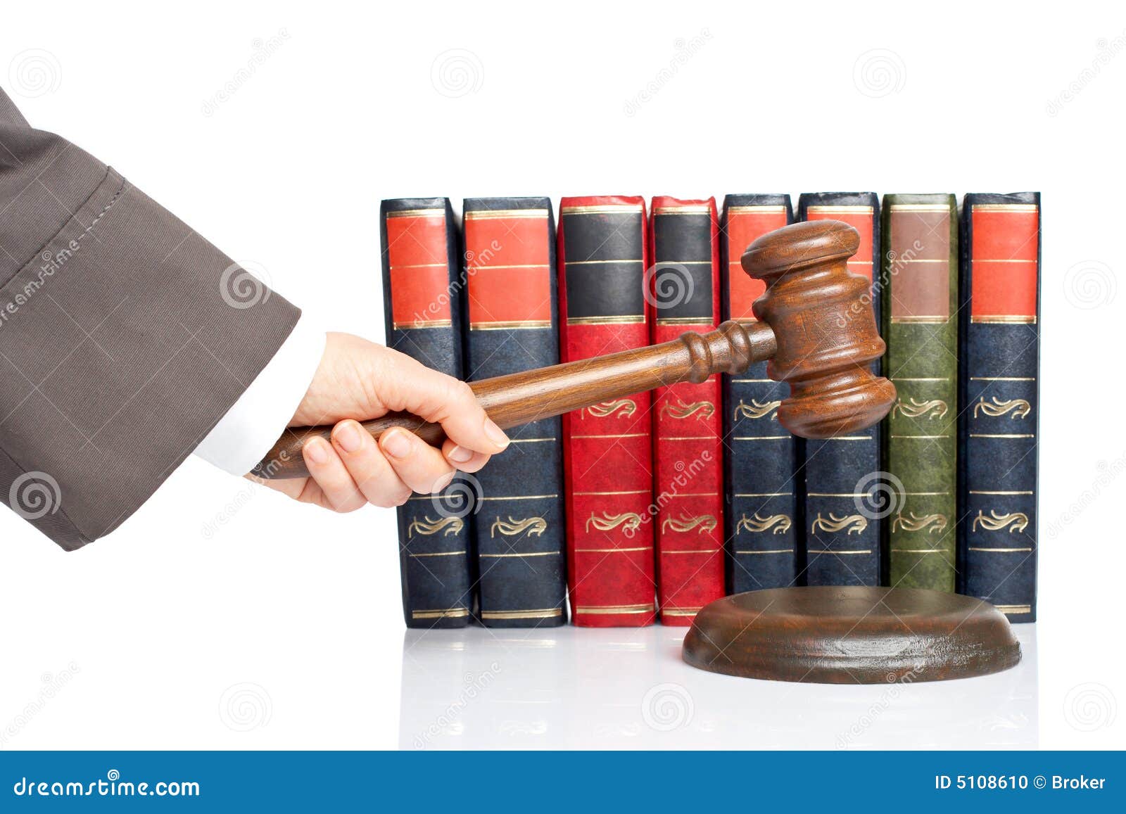 De Rechter Kondigt Het Oordeel Aan Stock Foto - Image of gezag ...