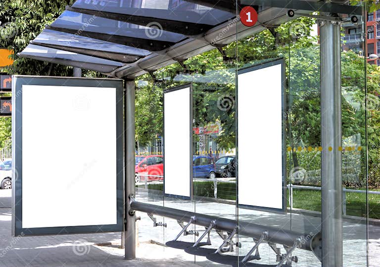 De Reclame van de Bushalte stock afbeelding. Image of licht - 9802387