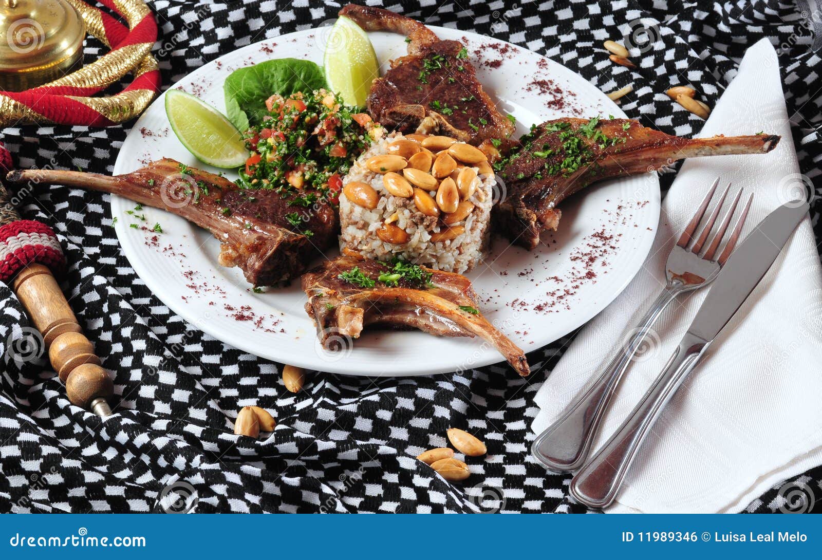 De Ribben Van Het Lam. De Keuken Van Het Middenoosten Stock Foto ...