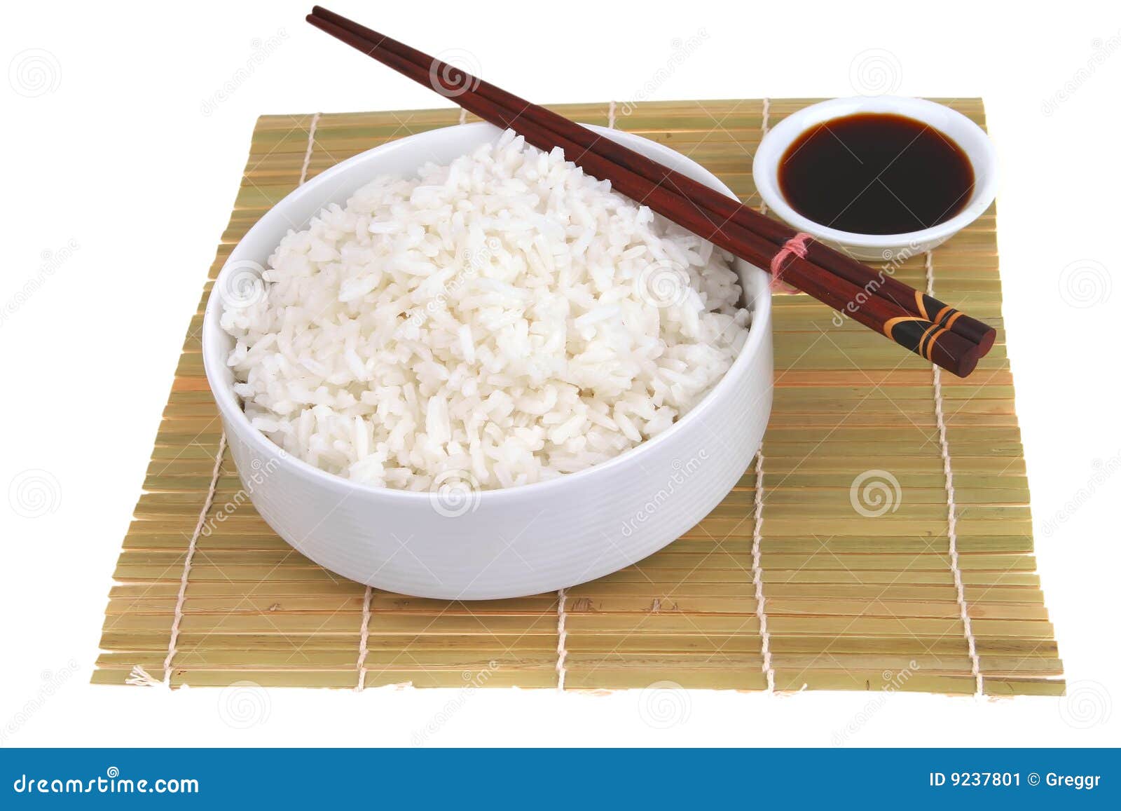 De Rijst Van China Op Traditionele Bamboemat Stock Afbeelding - Image ...