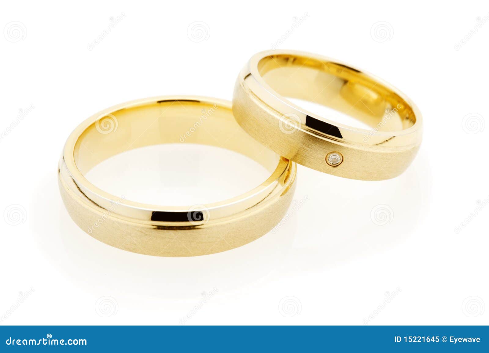De Ringen Van De Gouden Bruiloft Op Wit Stock Afbeelding - Image of ...