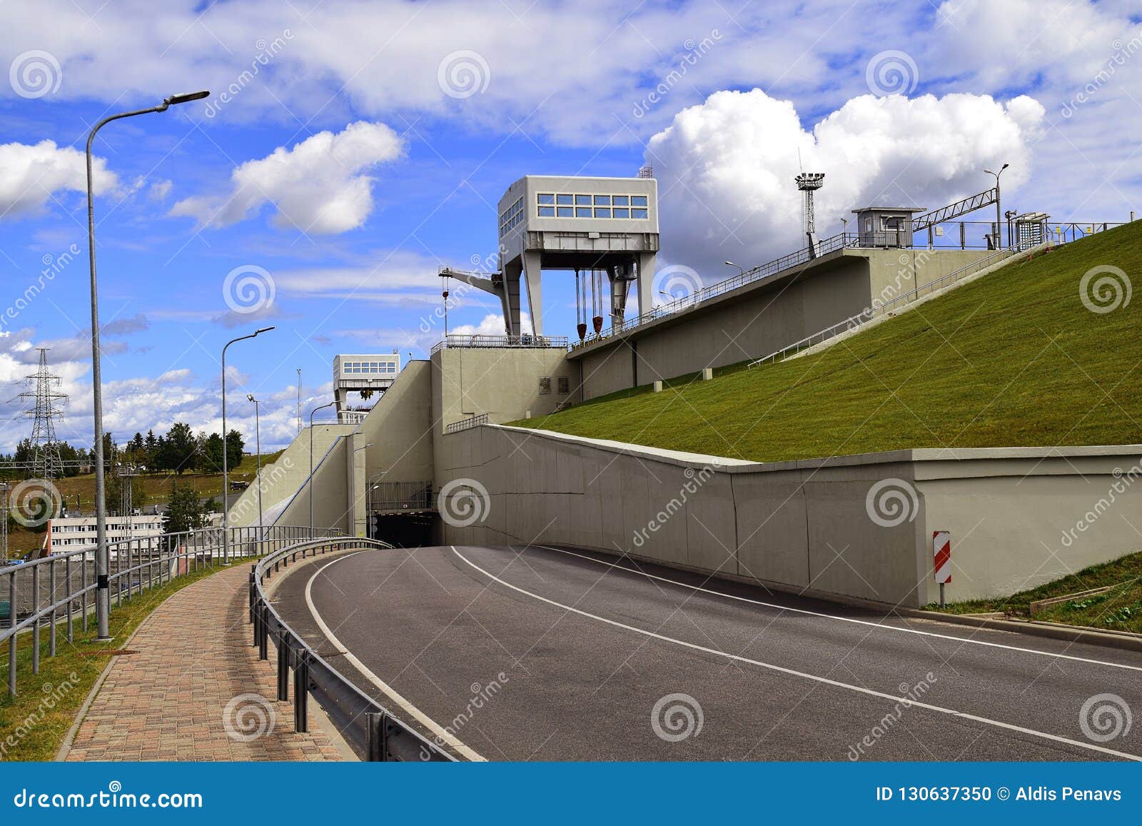 De rivier Dniepr stock foto. Image of hydro, behoud - 130637350