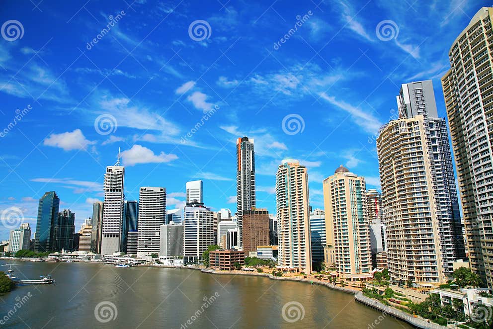 De Rivier En De Stad Van Brisbane Stock Afbeelding - Image of hemel ...