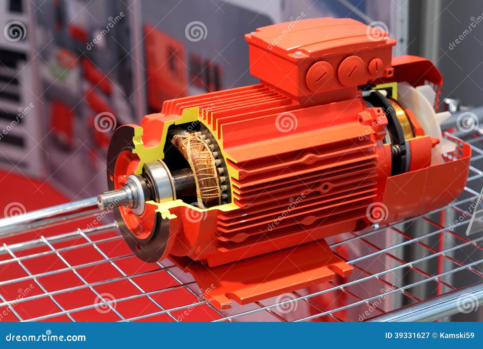 De rode elektrische motor stock afbeelding. Image of rotor - 39331627