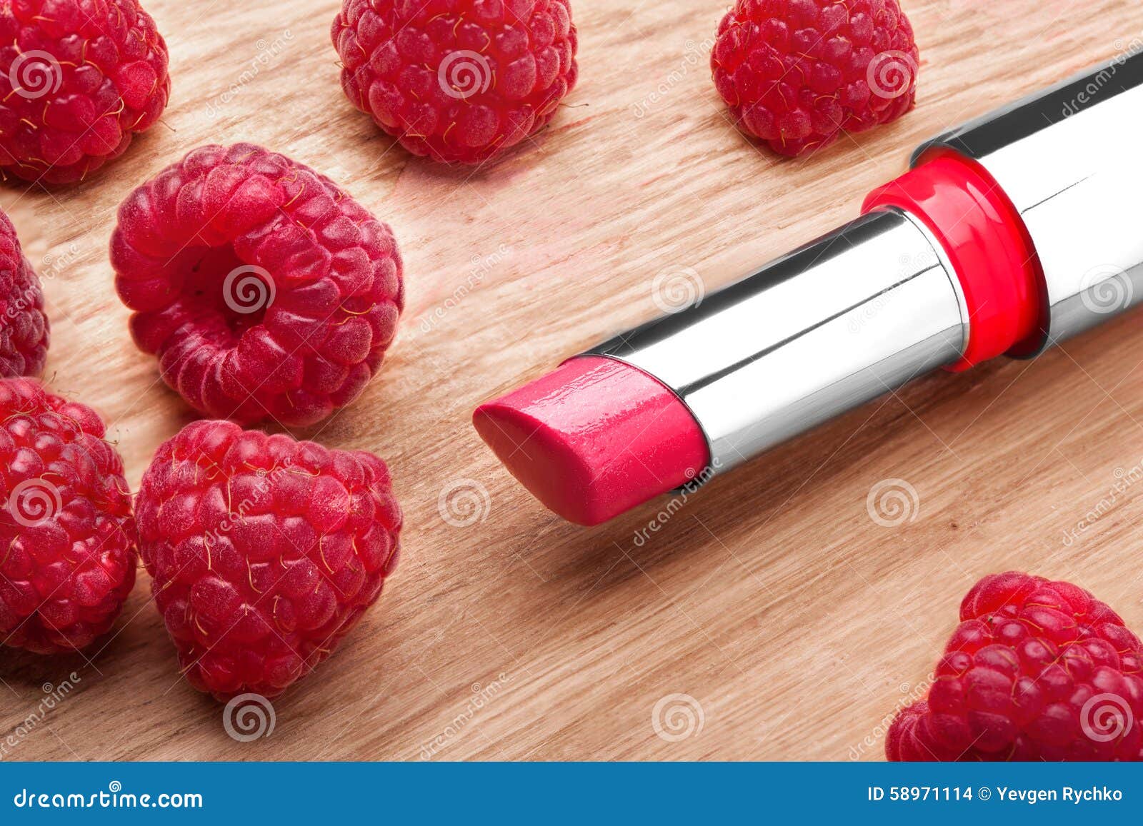 De Rode lippenstift stock foto. Image of toebehoren, persoonlijk - 58971114