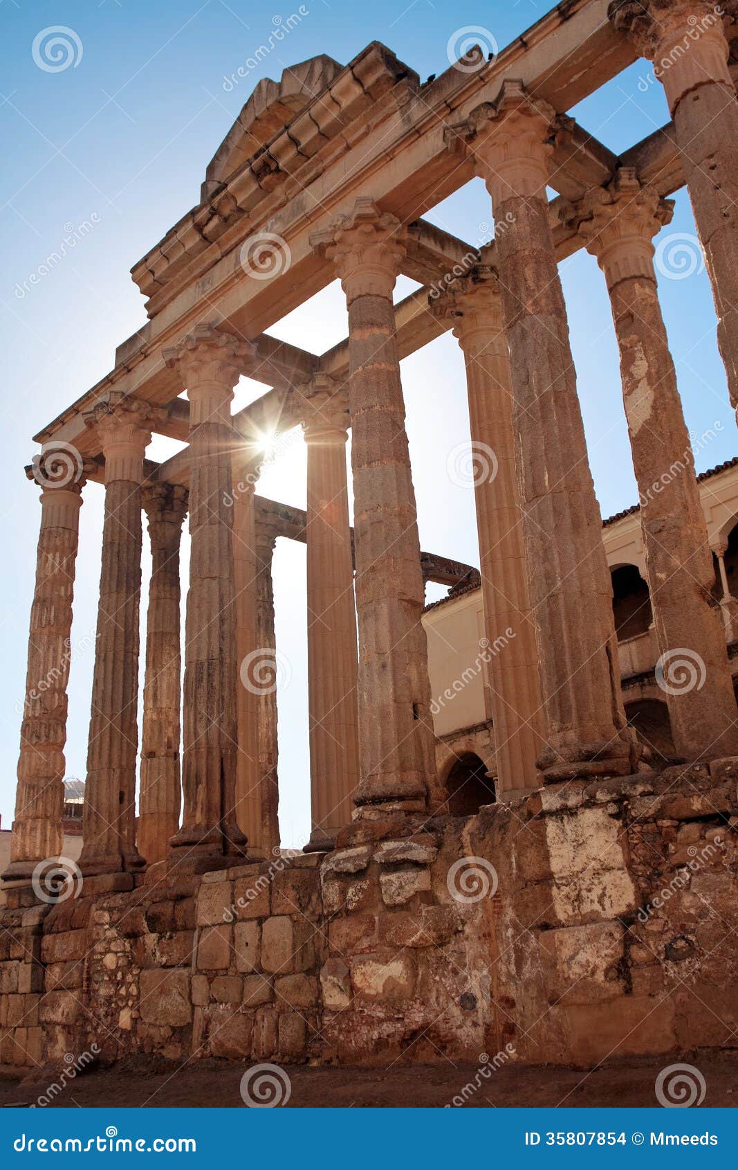 De Roman Tempel Van Diana in Merida, Spanje Stock Foto - Image of ruïne ...