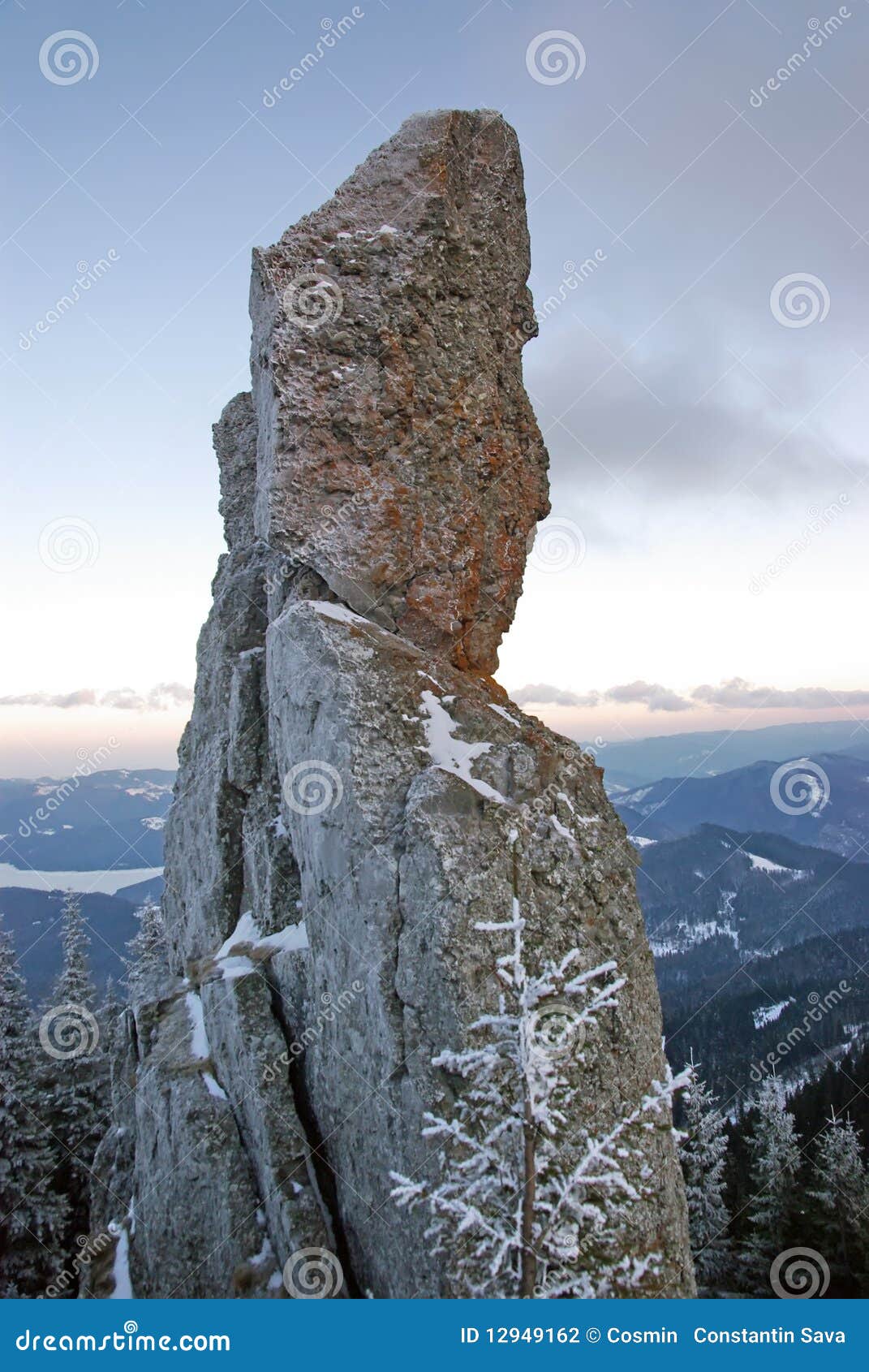 De Rots Van Het Conglomeraat Stock Foto - Image of alpinisme, kleuren ...