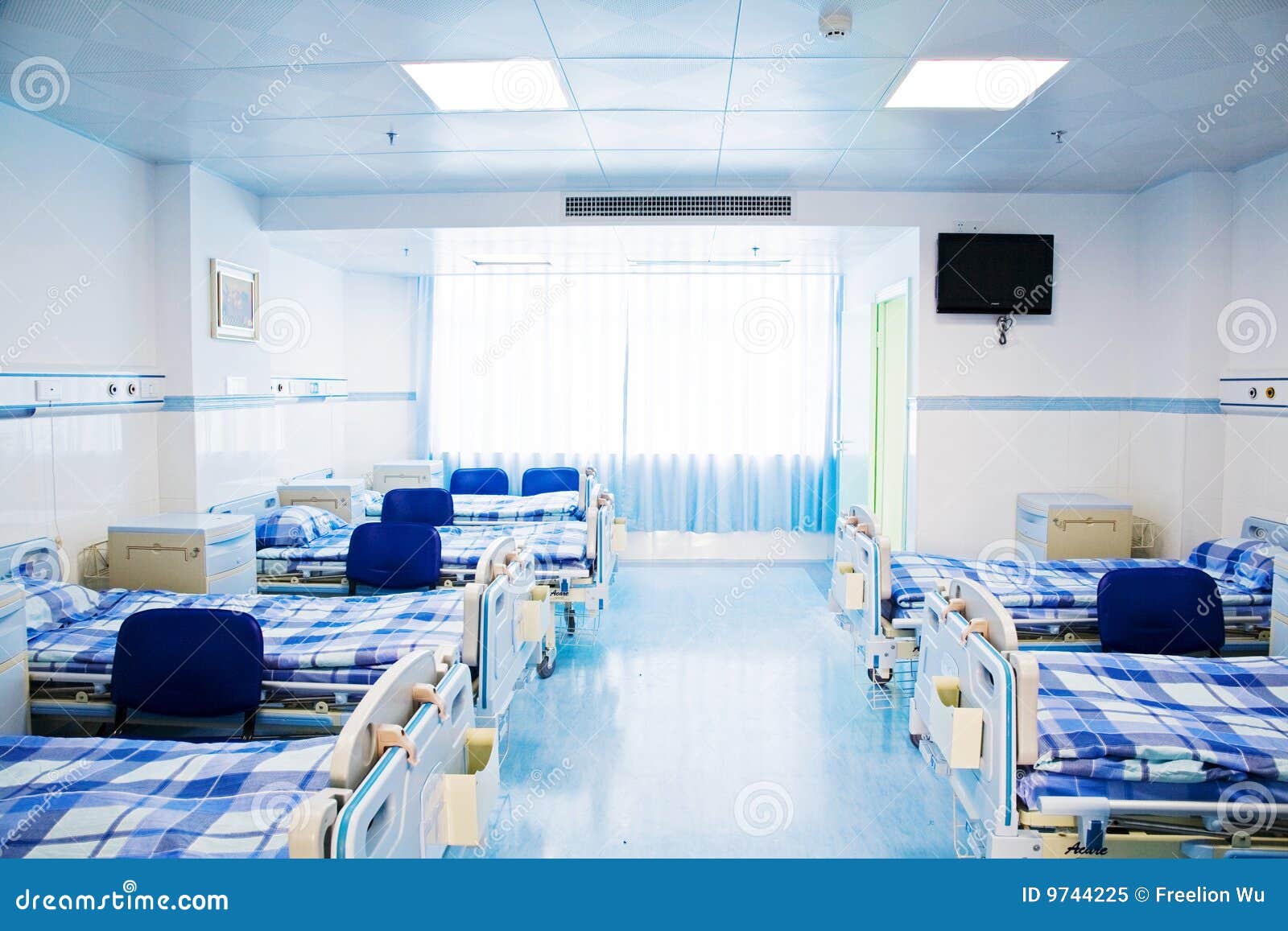 De Ruimte Van Het Ziekenhuis Stock Afbeelding - Image of gang, zuurstof ...