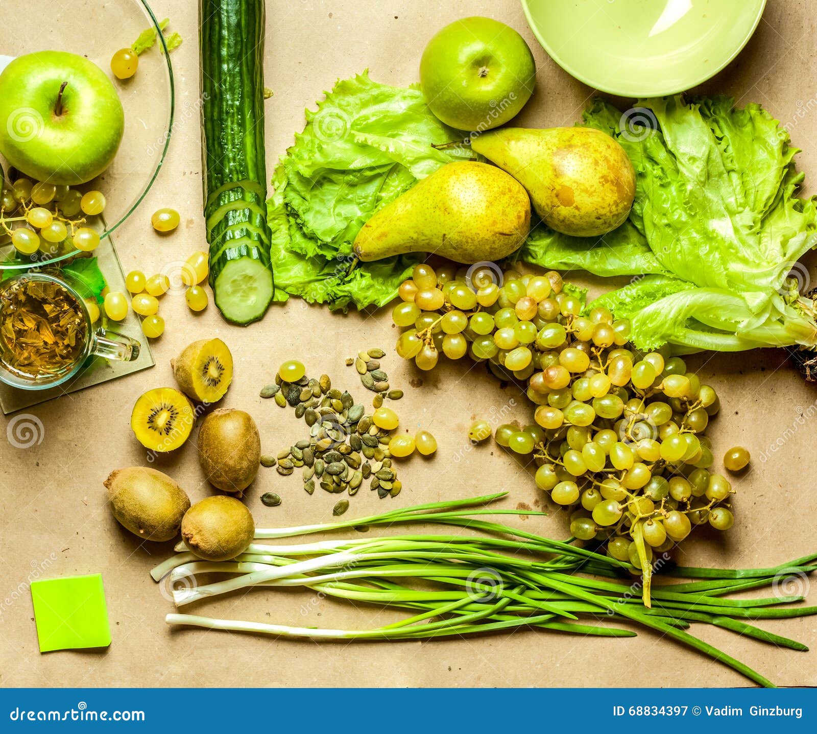 De Samenstelling Van De Groene Vruchten En De Groenten Stock Afbeelding ...