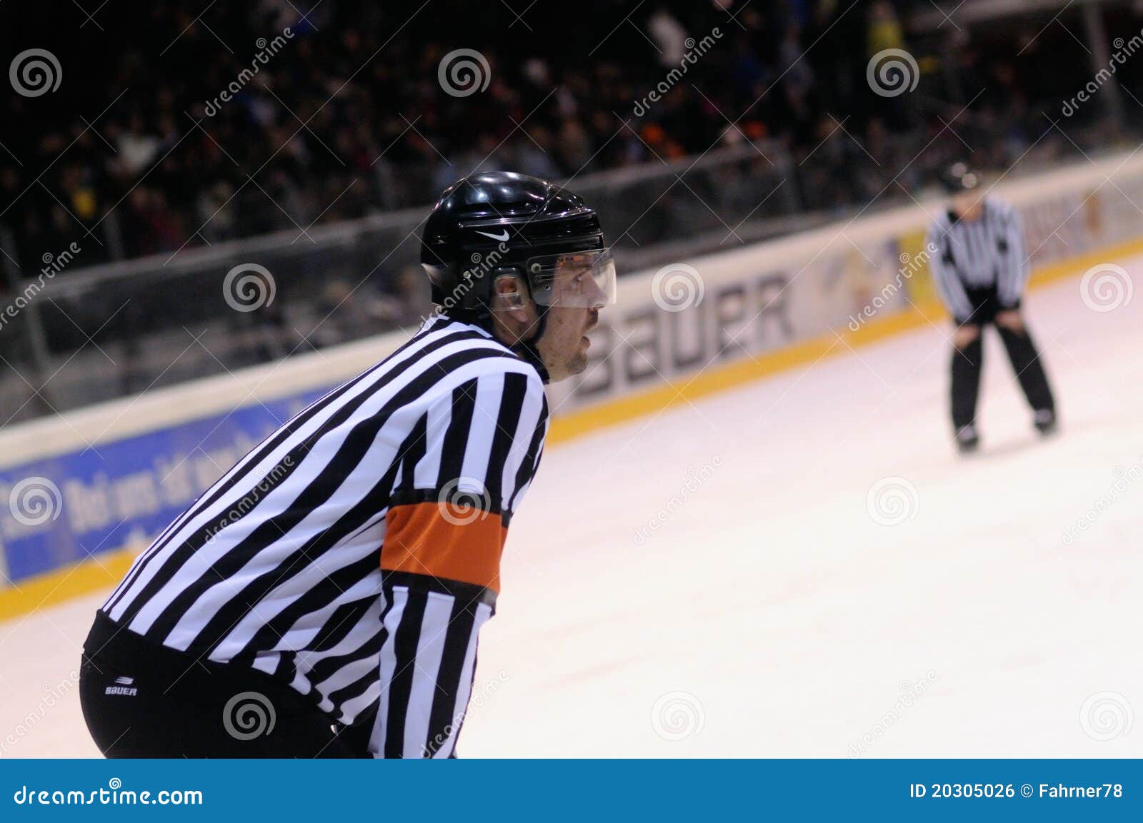 De Scheidsrechter Van Het Hockey Redactionele Foto - Image of hockey ...
