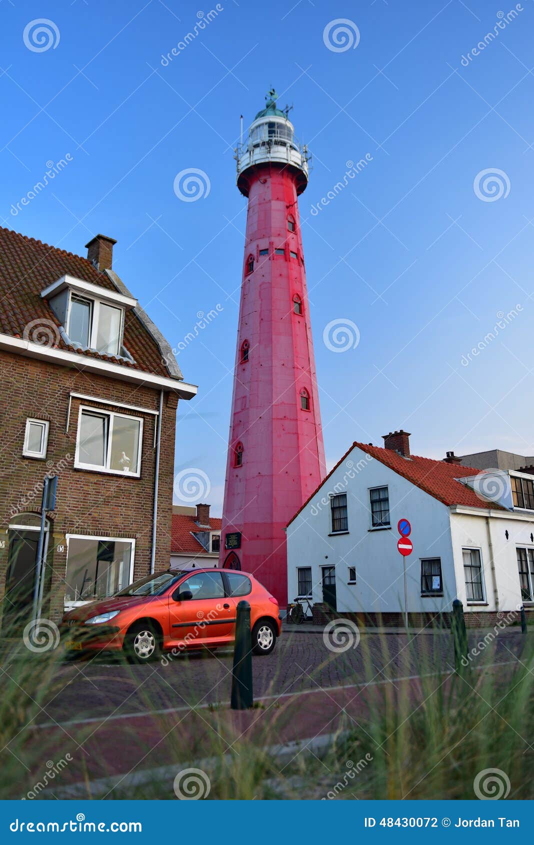 De Scheveningen Lighthouse in Scheveningen Editorial Photography ...