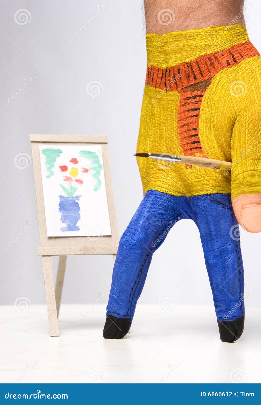 De Schilder Van De Hand Met Schildersezel Stock Foto - Image of kleur ...