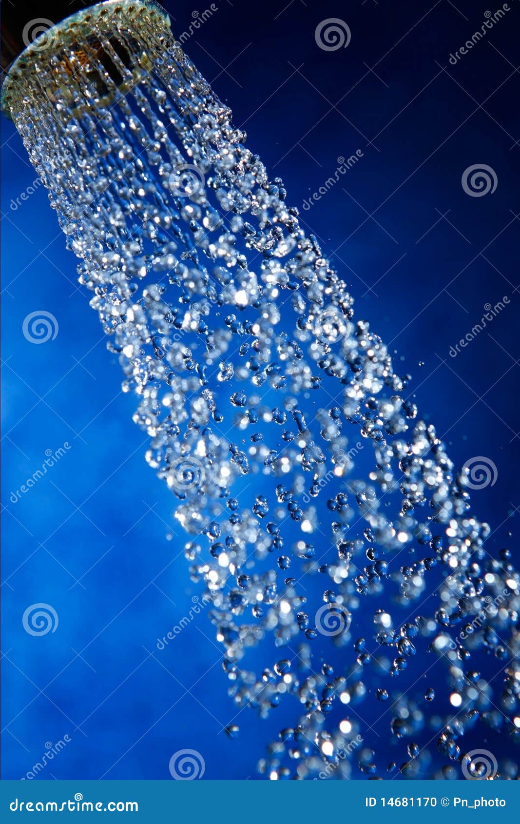 De Schone Dalingen Van Het Water Stock Foto - Image of gezondheid, aqua ...