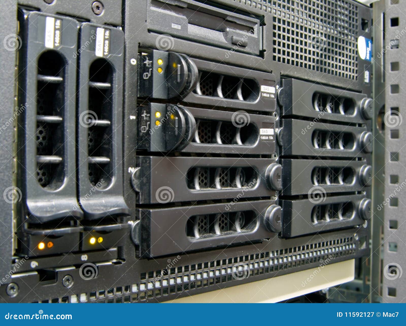 De Server Van Het Netwerk in Rek Stock Afbeelding - Image of ...
