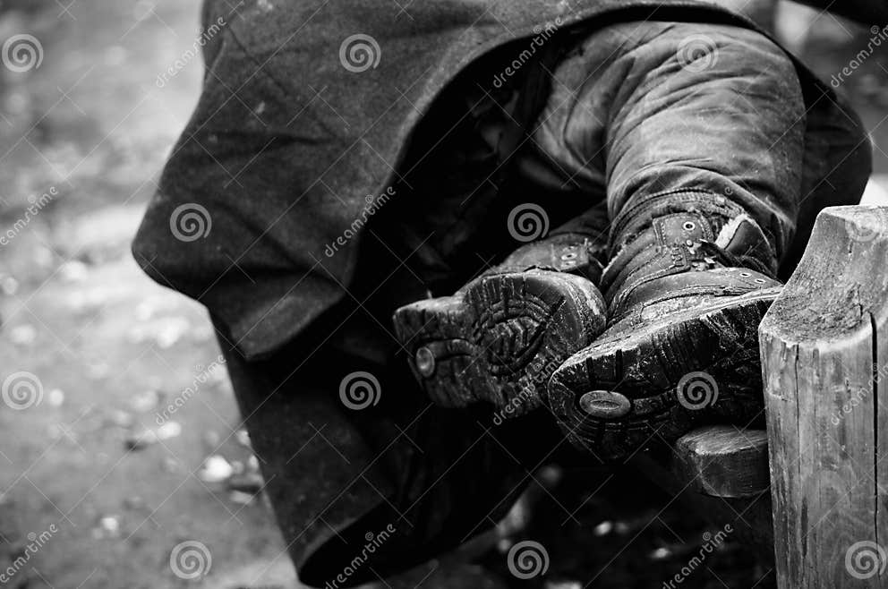 De slaap van de zwerver stock afbeelding. Image of modderig - 2095869