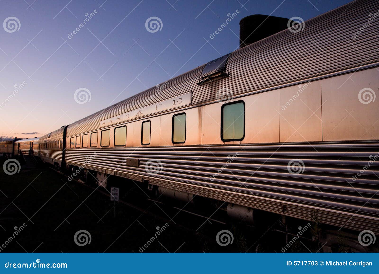 De Sneltrein Van Fe Van De Kerstman Stock Afbeelding - Image of santa ...
