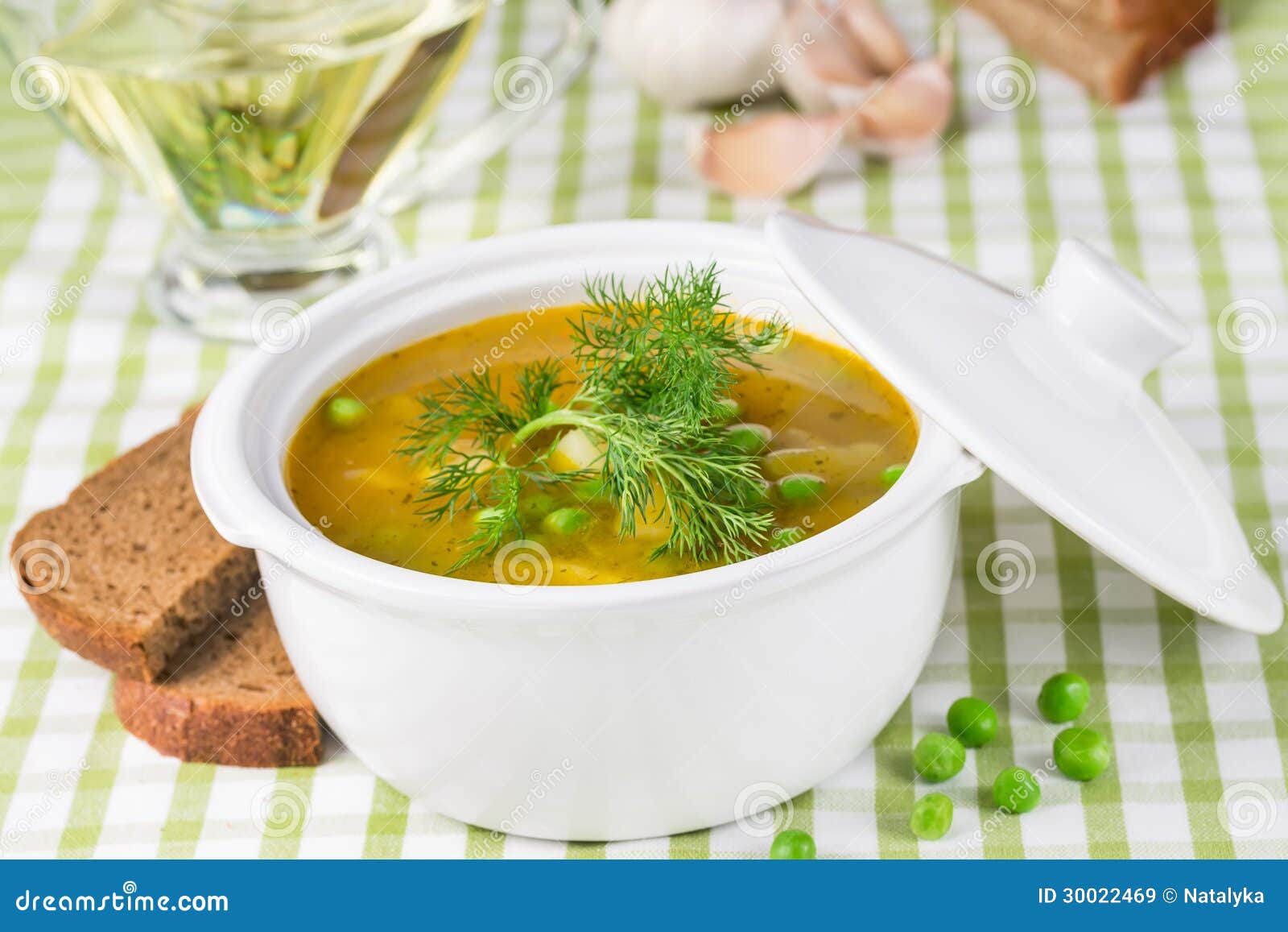 De soep van de erwt stock afbeelding. Image of voedsel - 30022469