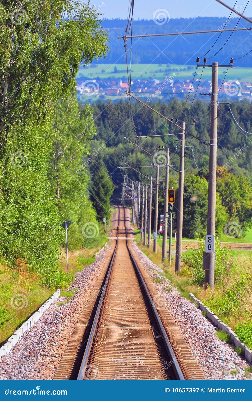 De Sporen van de spoorweg stock afbeelding. Image of spoorweg - 10657397