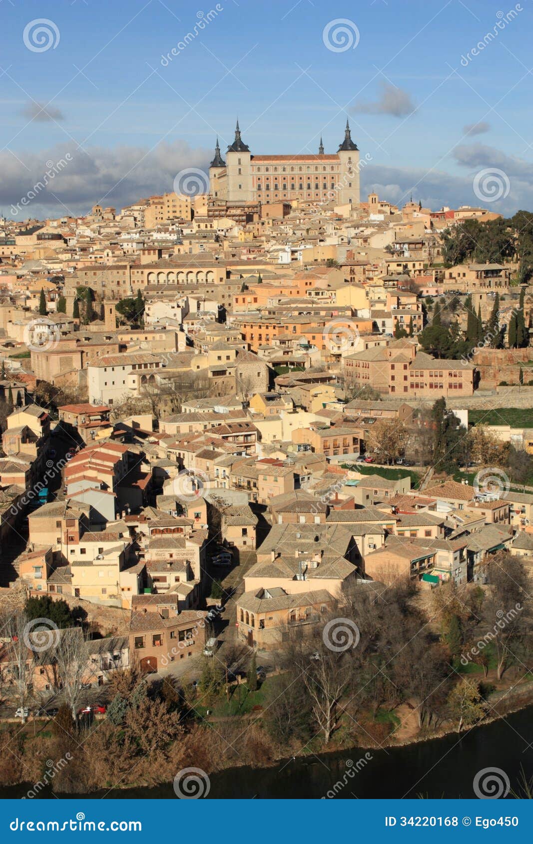 De stad van Toledo stock foto. Image of toledo, europa - 34220168