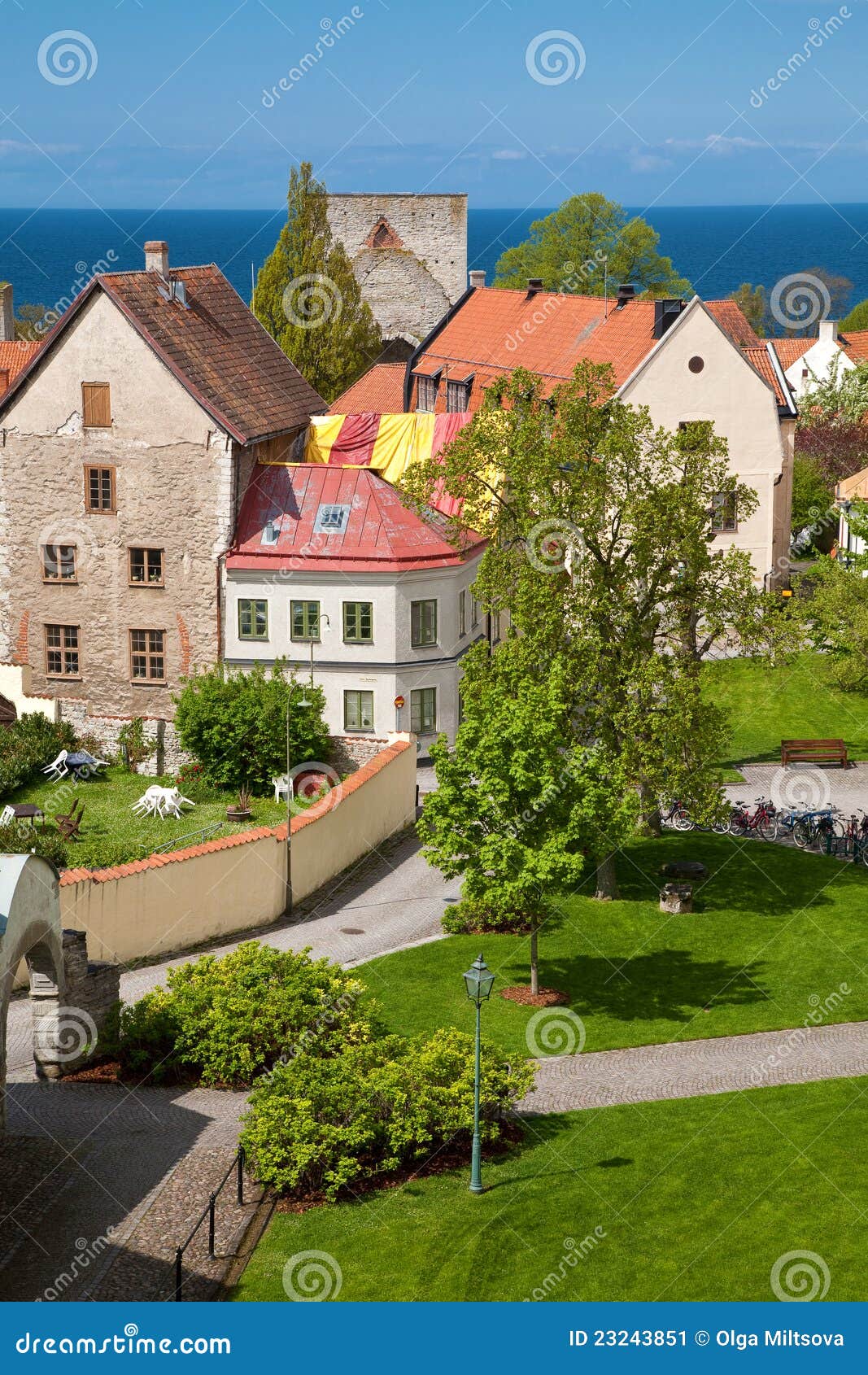 De Stad Van Visby in Gotland, Zweden Stock Afbeelding - Image of dorp ...
