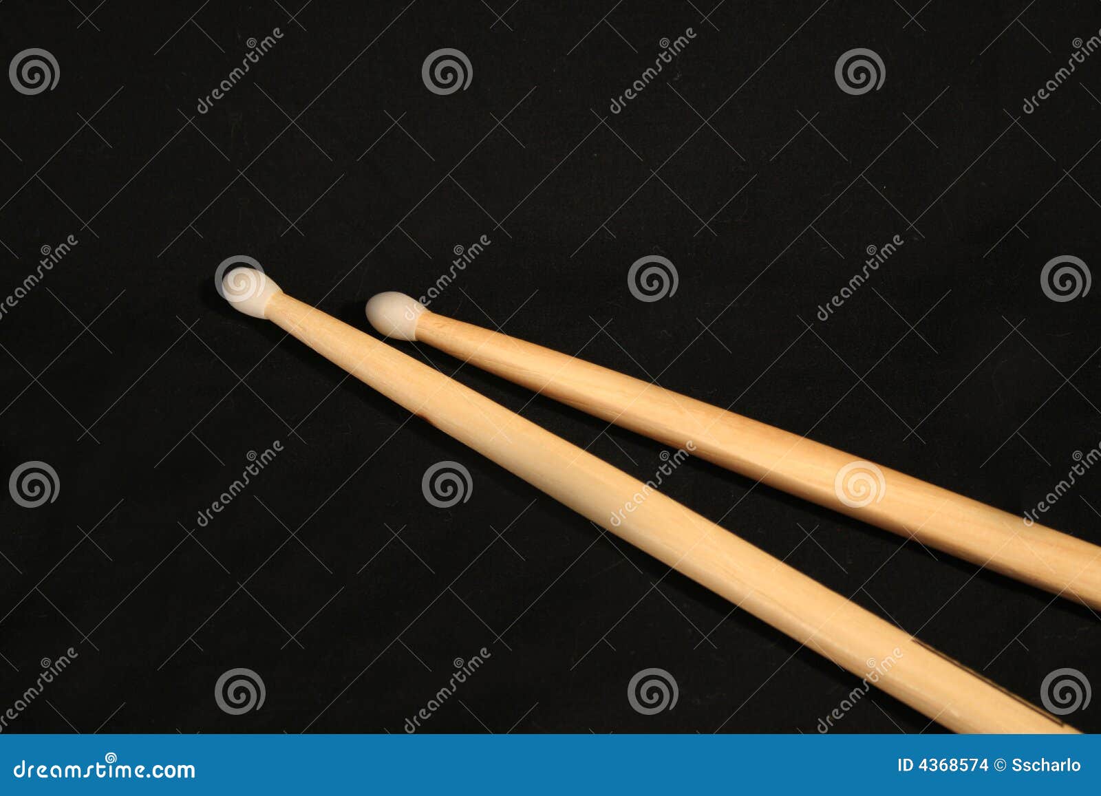 De stokken van de trommel stock foto. Image of foto, zwart - 4368574