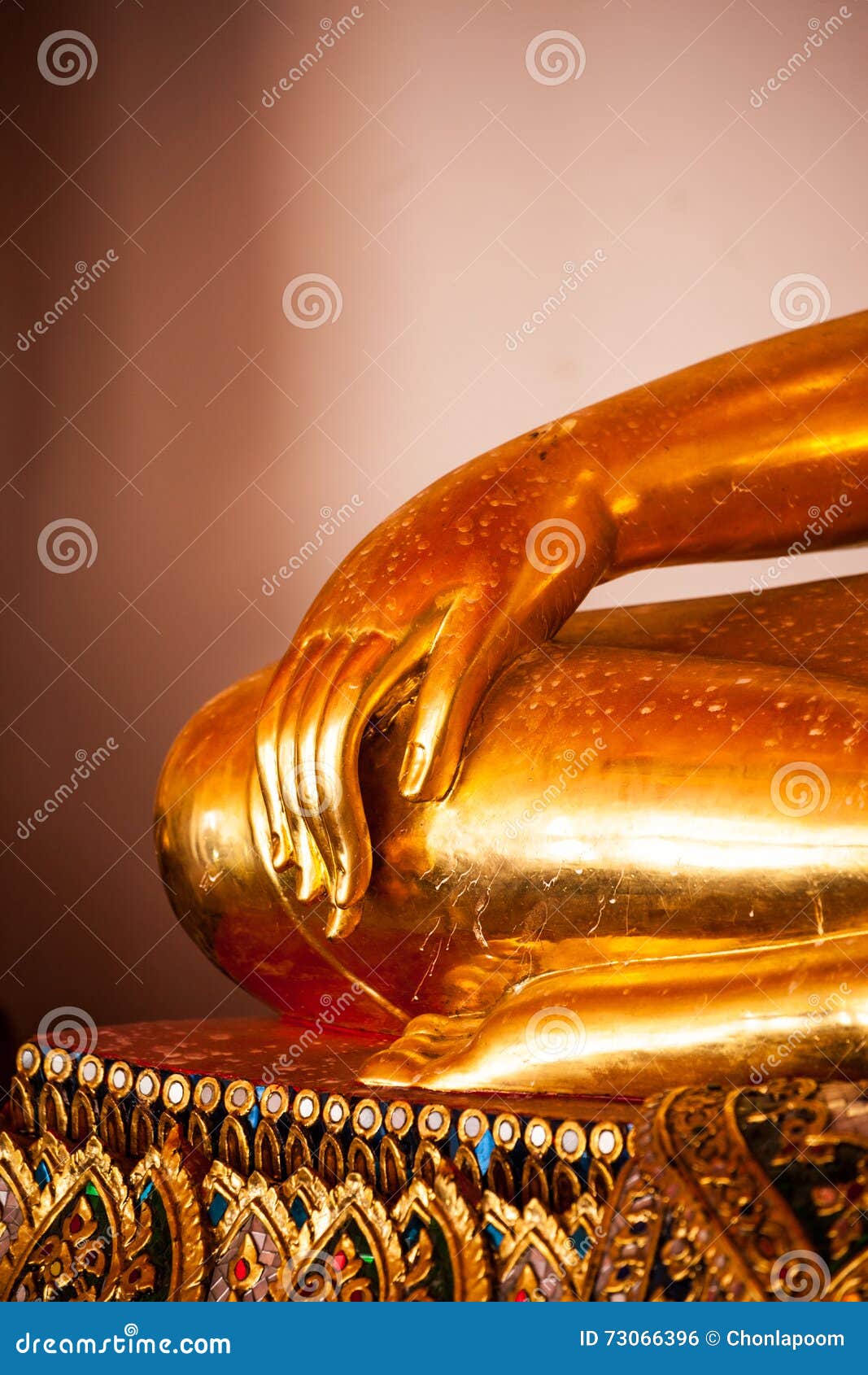 De Symbolen Van Boedha Van Boeddhisme Stock Foto - Image of cultuur ...