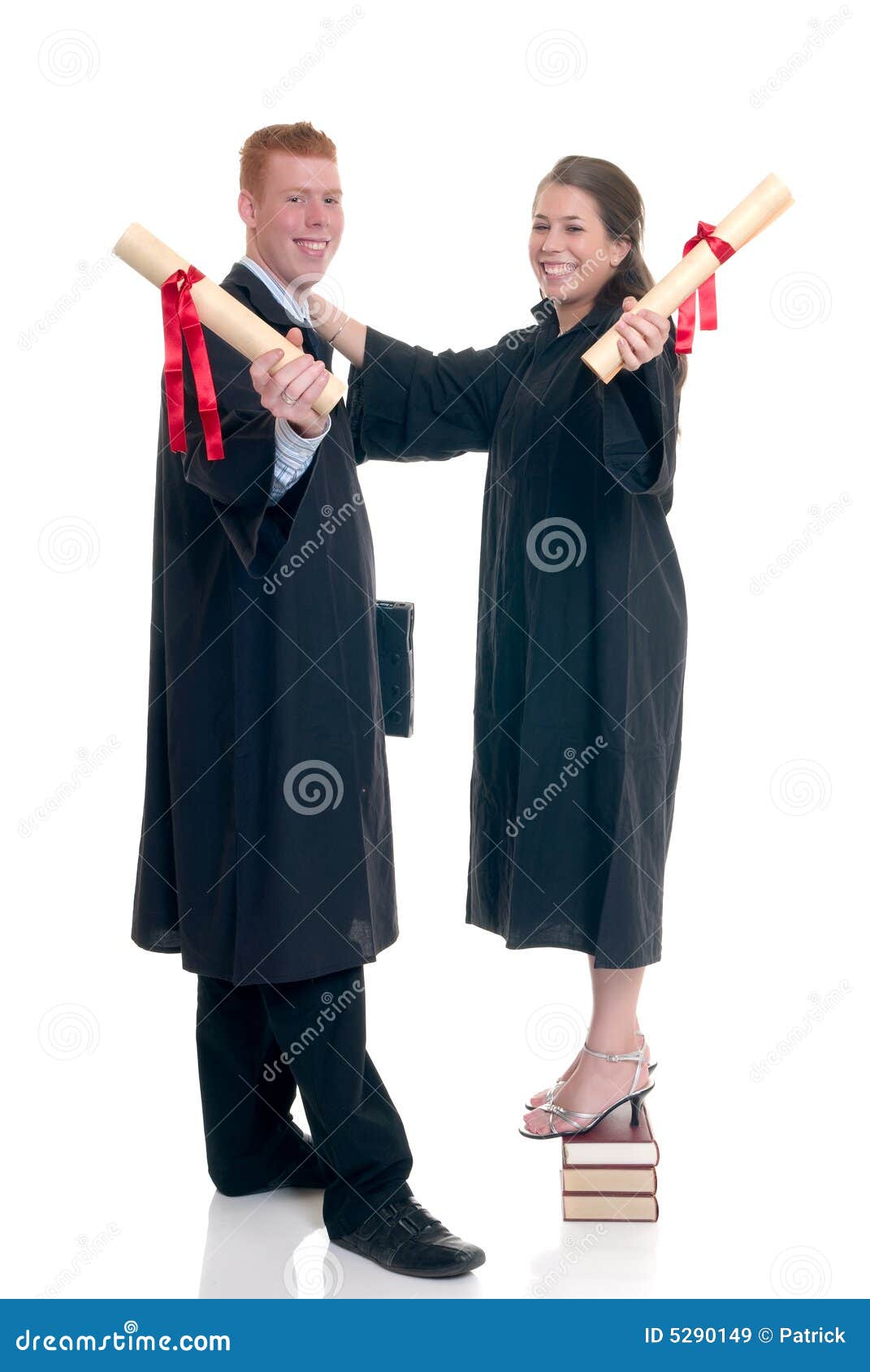 De Tienerpaar Van De Graduatie Stock Afbeelding - Image of tiener ...