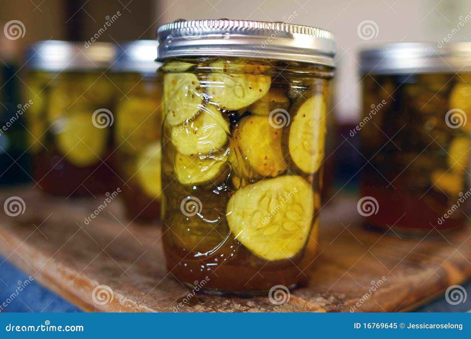 De Tijd Van Groenten in Het Zuur Stock Afbeelding - Image of ...