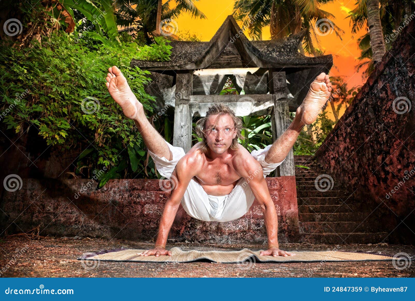 De Titibhasanaglimworm Van De Yoga Stelt Stock Afbeelding - Image of ...