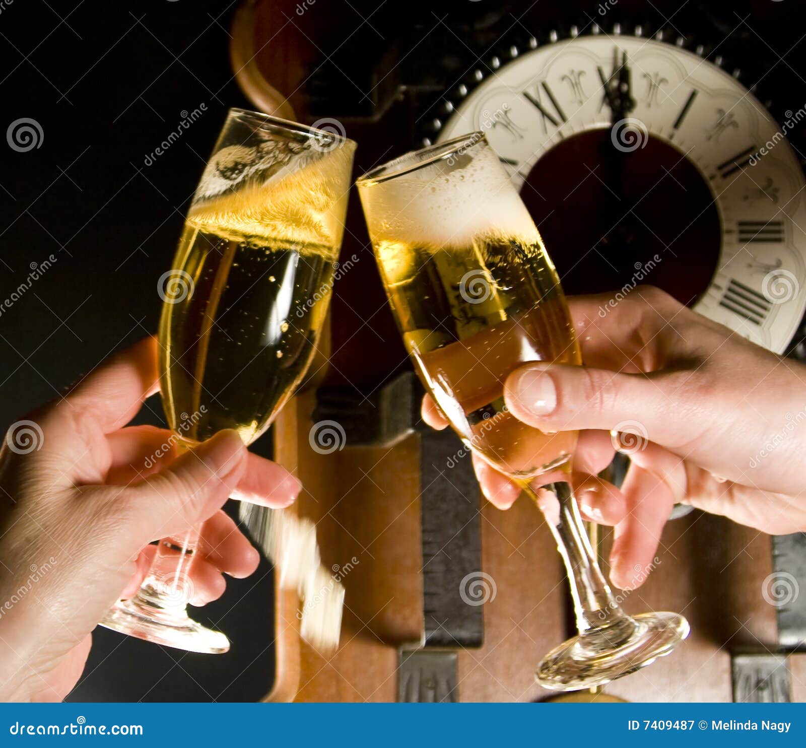 Champagne-toost Picture. Image: 7409487