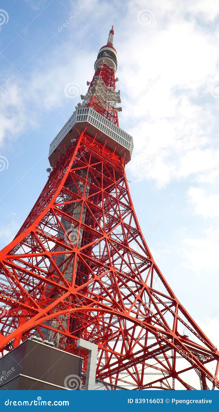 De Toren Rode En Witte Kleur Van Tokyo Stock Afbeelding - Image of ...