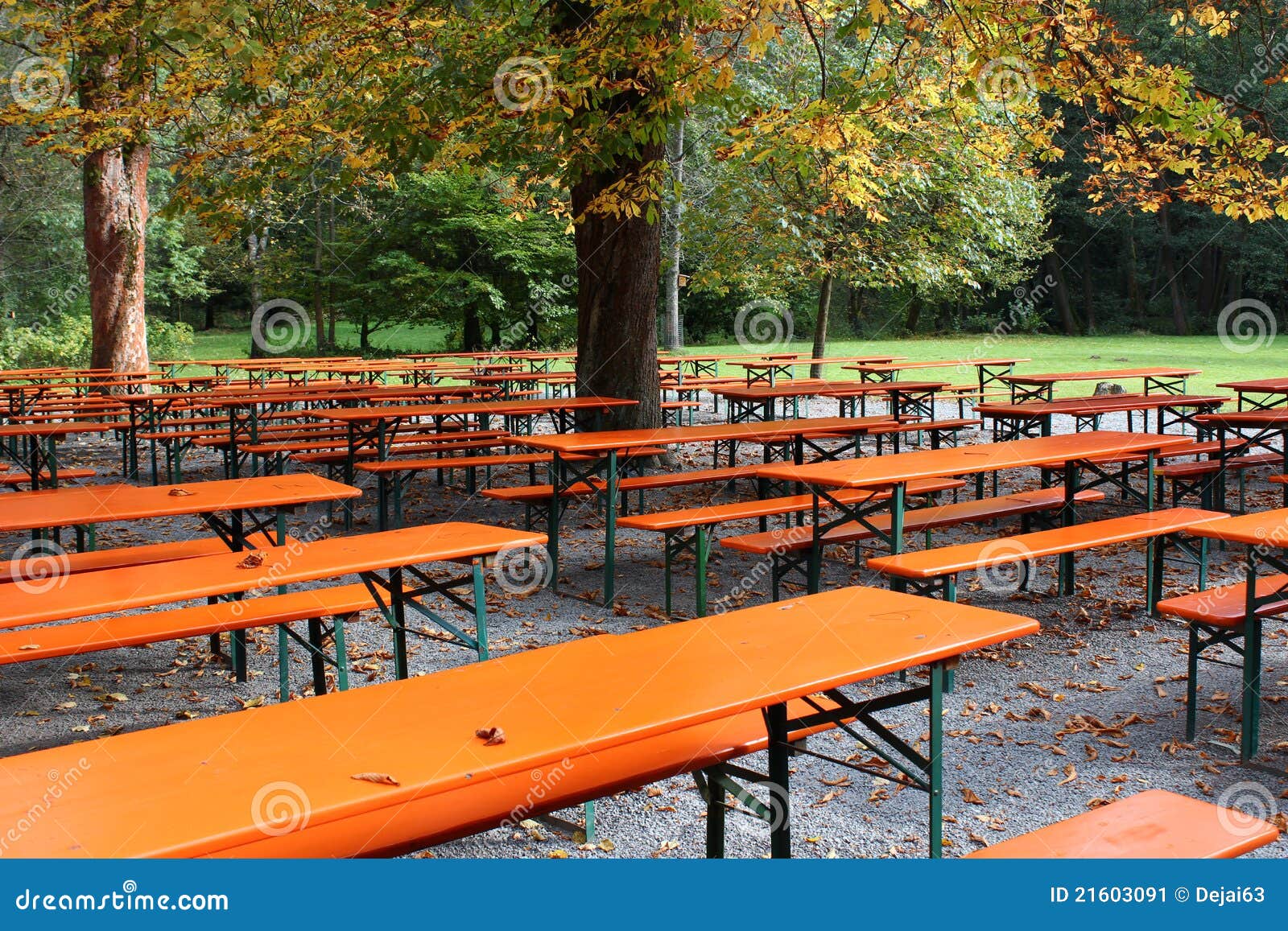 De tuin van het bier stock afbeelding. Image of voedsel - 21603091