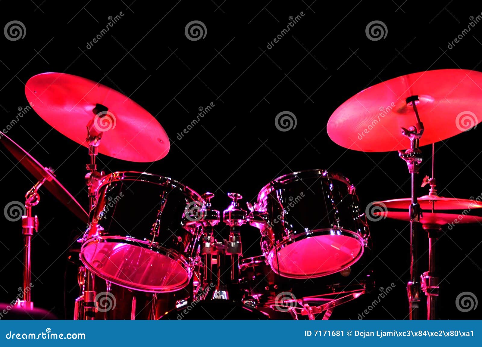 De Uitrusting Van De Trommel Op Het Stadium Stock Afbeelding - Image of ...