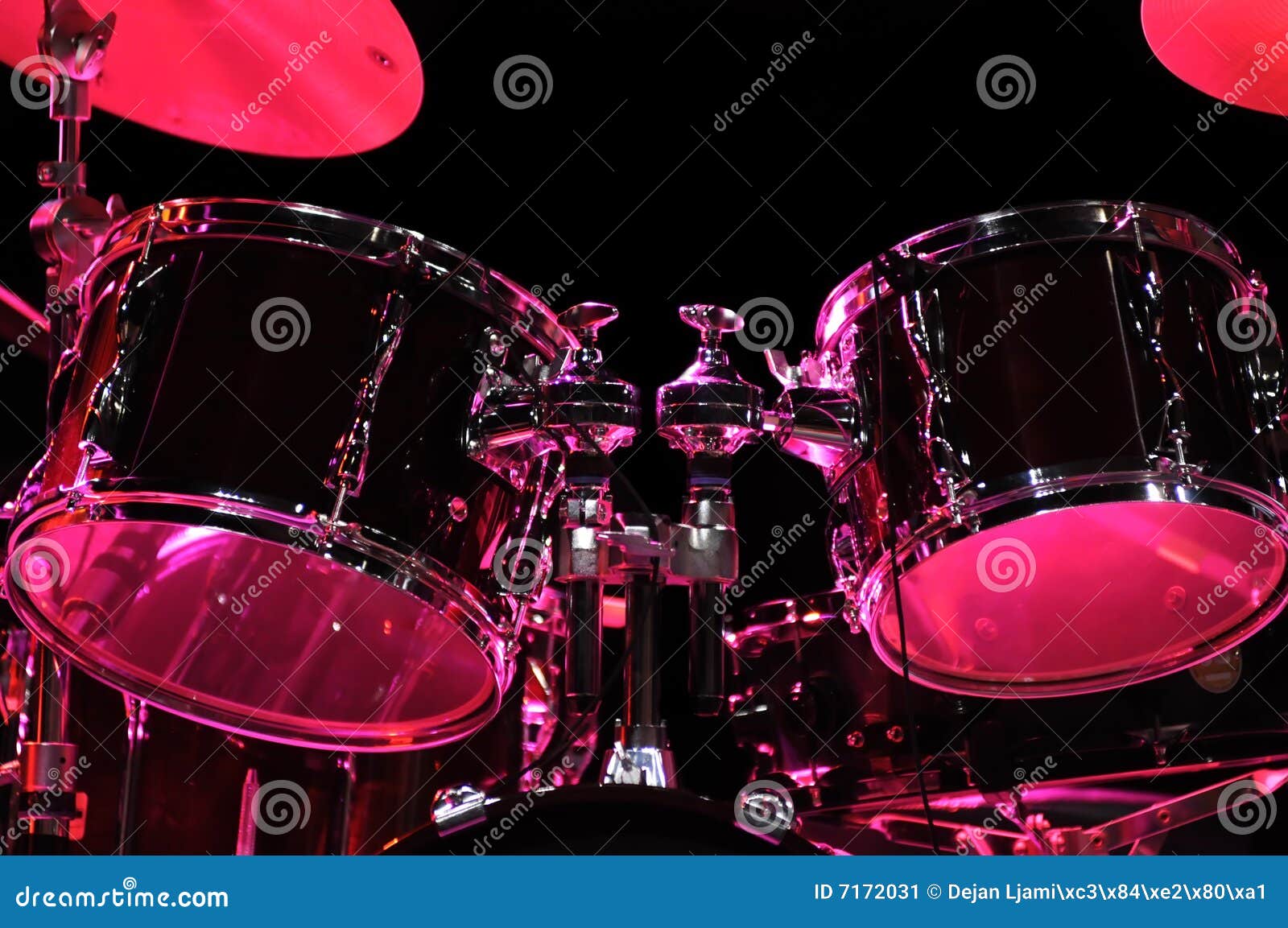 De Uitrusting Van De Trommel Op Het Stadium Stock Afbeelding - Image of ...