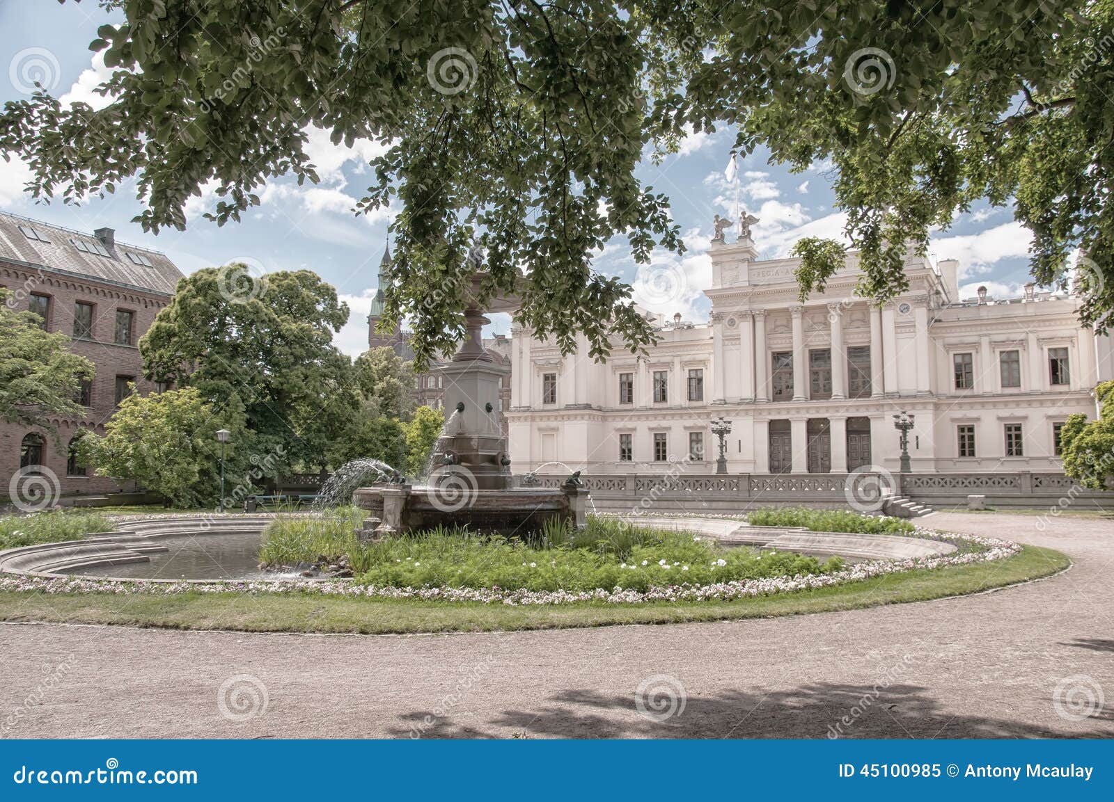 De Universiteit van Lund stock afbeelding. Image of binnenplaats - 45100985