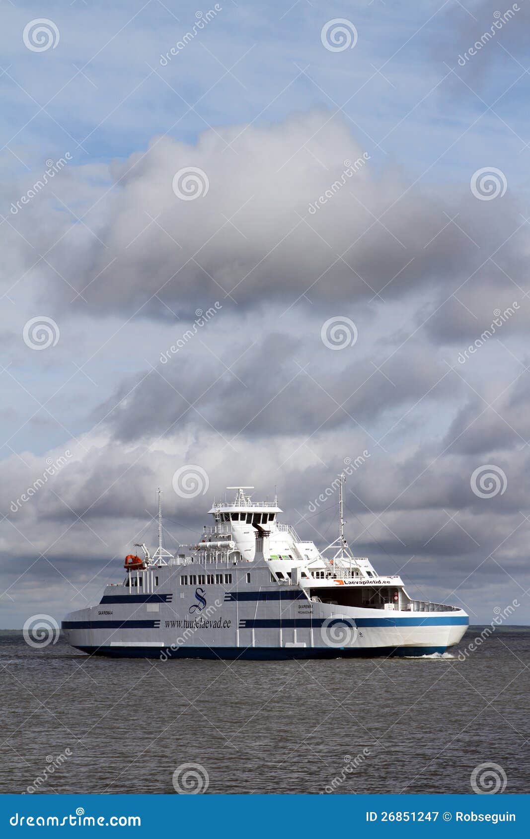 De Veerboot van Saaremaa redactionele fotografie. Image of vervoer ...