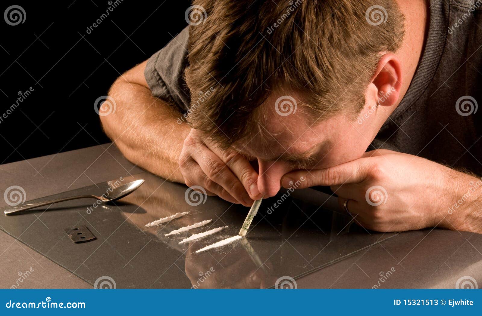 De Verslaafde Van De Cocaïne Stock Foto's - Afbeelding: 15321513