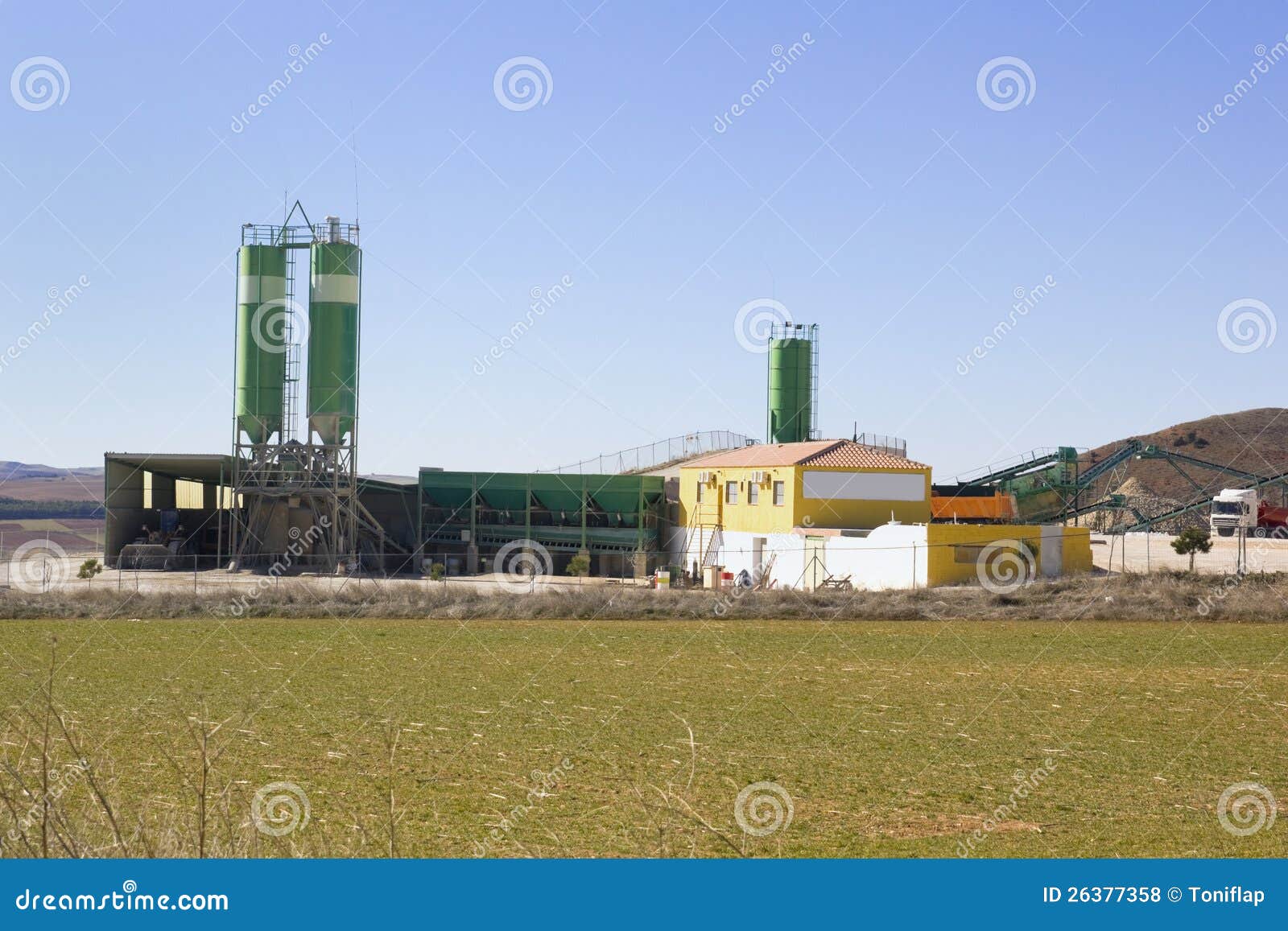 De Verwerking Van De Fabriek Van Graangewassen Stock Foto - Image of ...