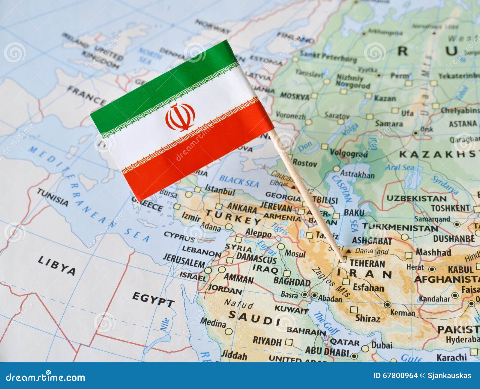 De Vlagspeld Van Iran Op Kaart Stock Foto - Image of moslim, gebied ...