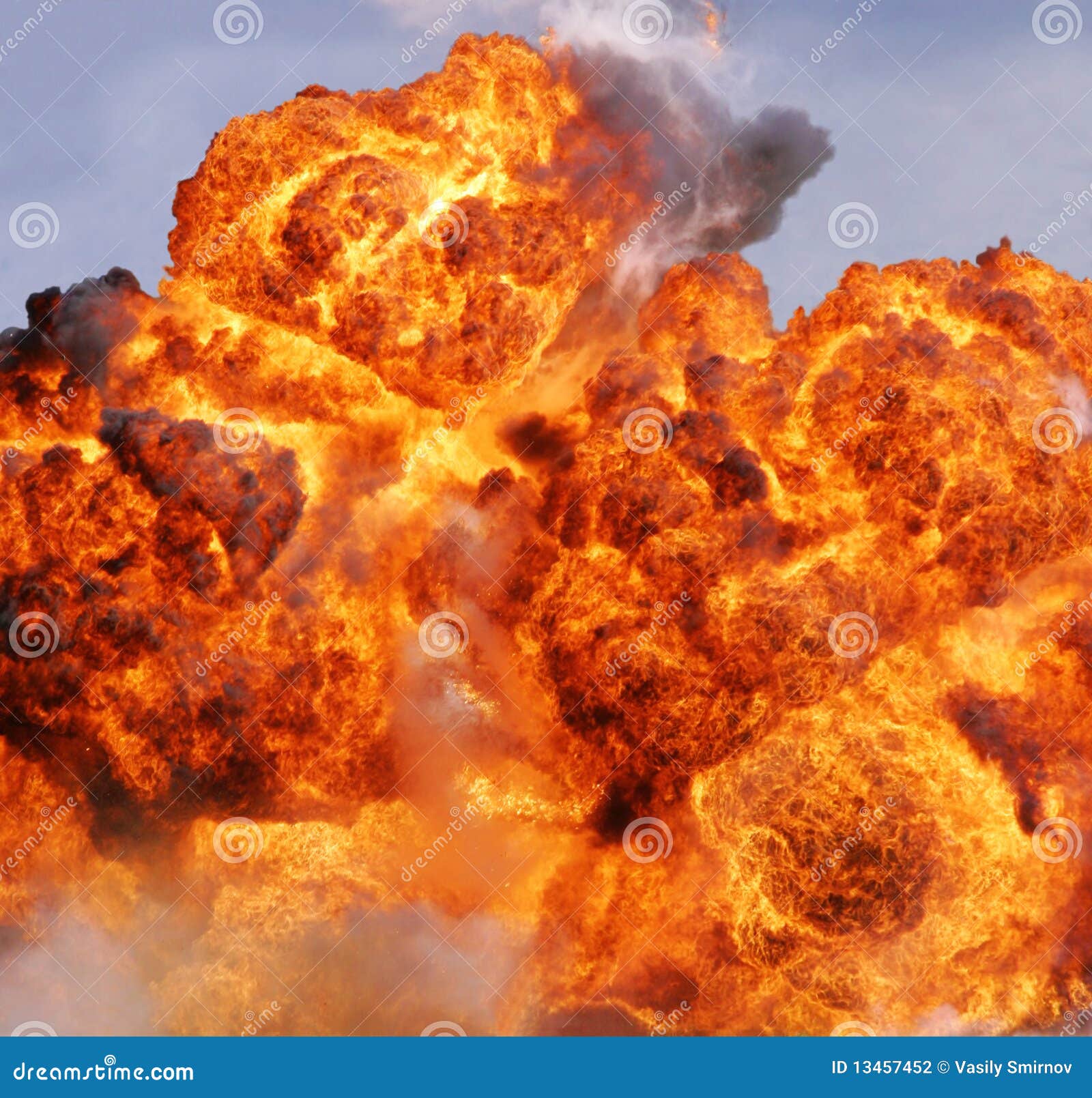 De vlam van de explosie stock foto. Image of explosie - 13457452