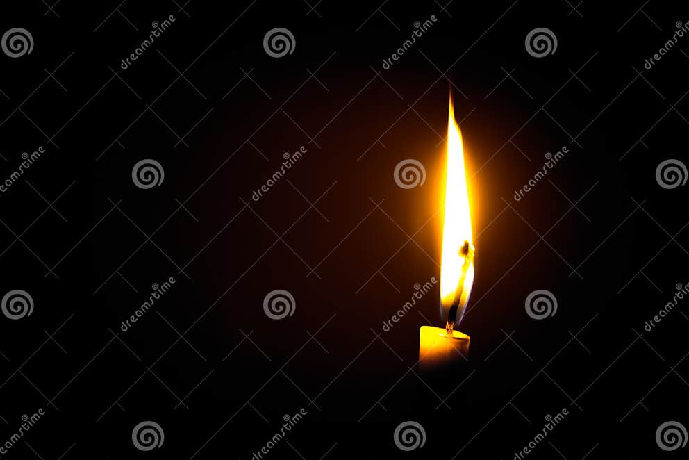 De vlam van de kaars stock afbeelding. Image of gloed - 96334707