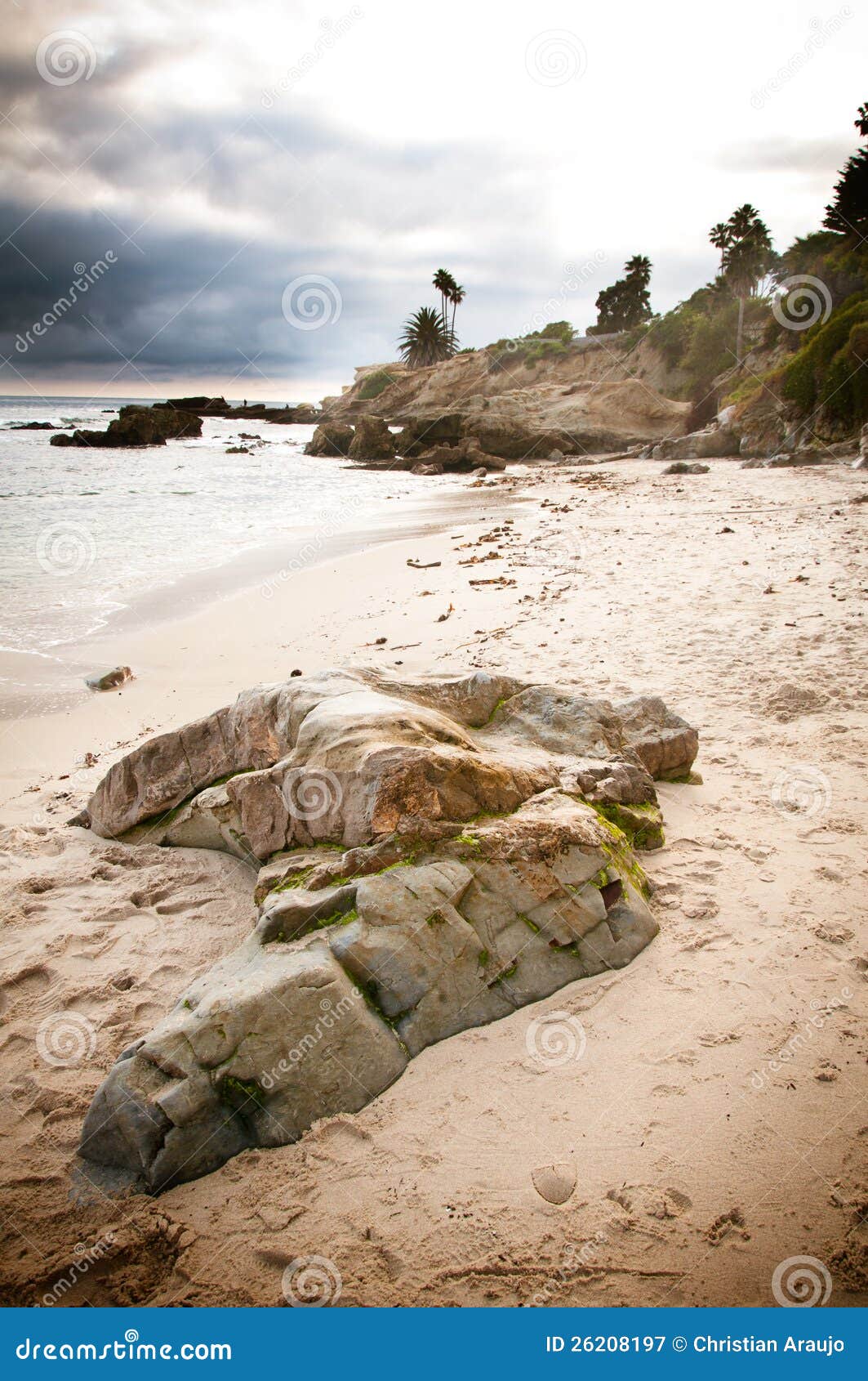 De Vorming Van De Rots Van Het Strand Stock Afbeelding - Image of blauw ...