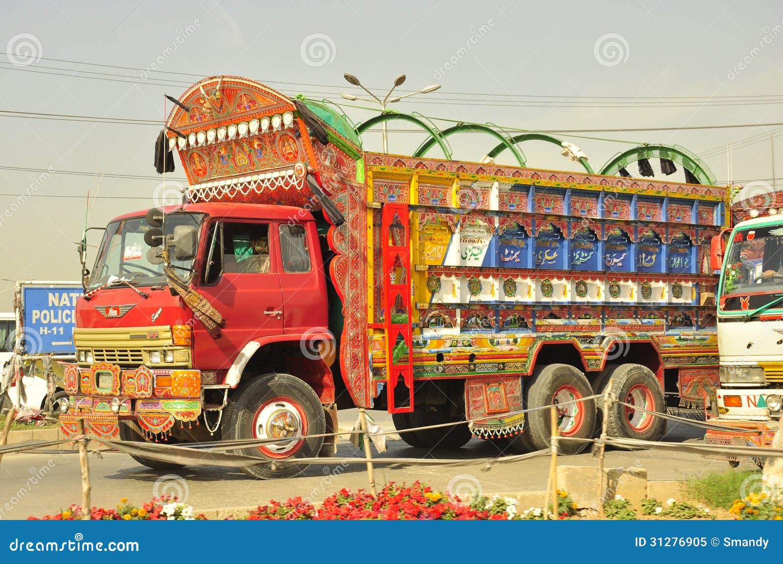 De Vrachtwagenontwerp Van Pakistan Redactionele Afbeelding - Image of ...