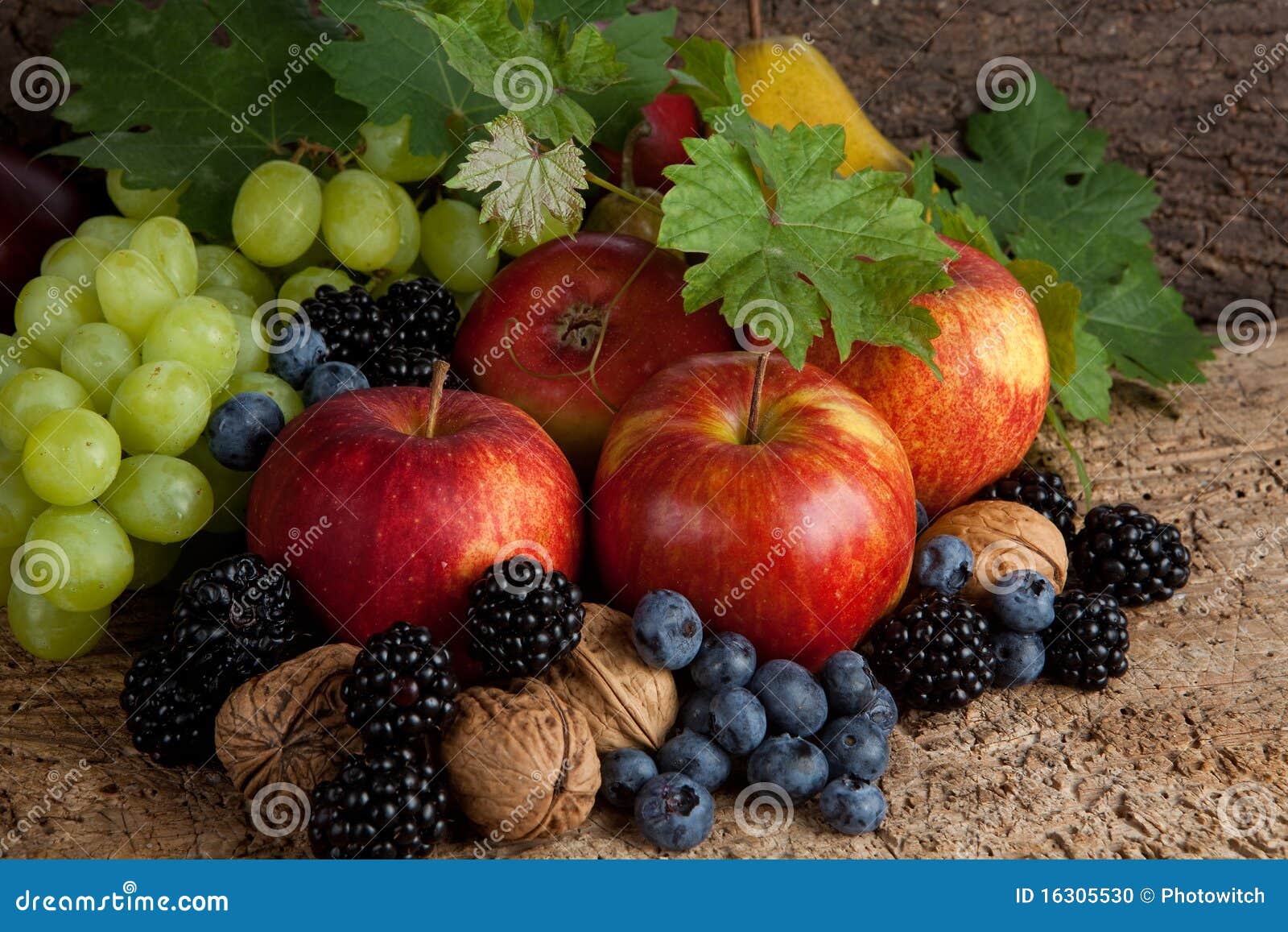 De Vruchten Van De Herfst Voor Dankzegging Stock Foto - Image of ...