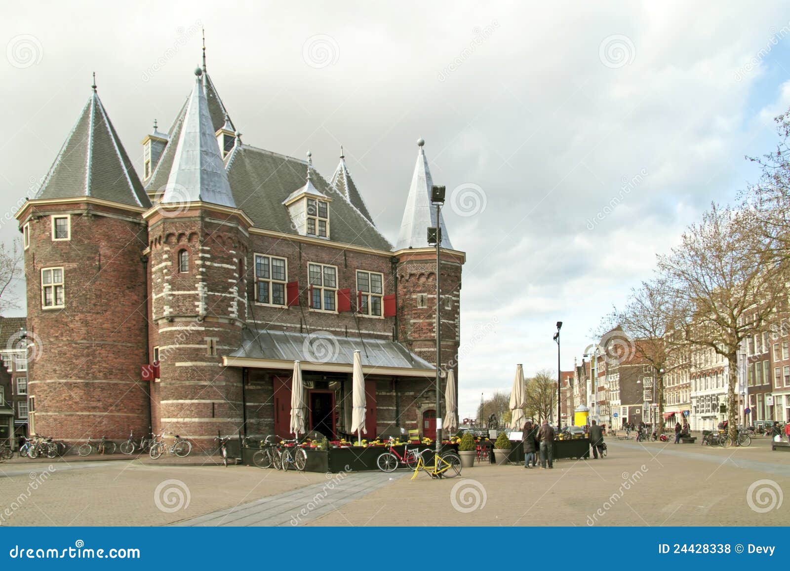 ?DE Waag? in Amsterdam Nederland Redactionele Stock Foto - Image of ...