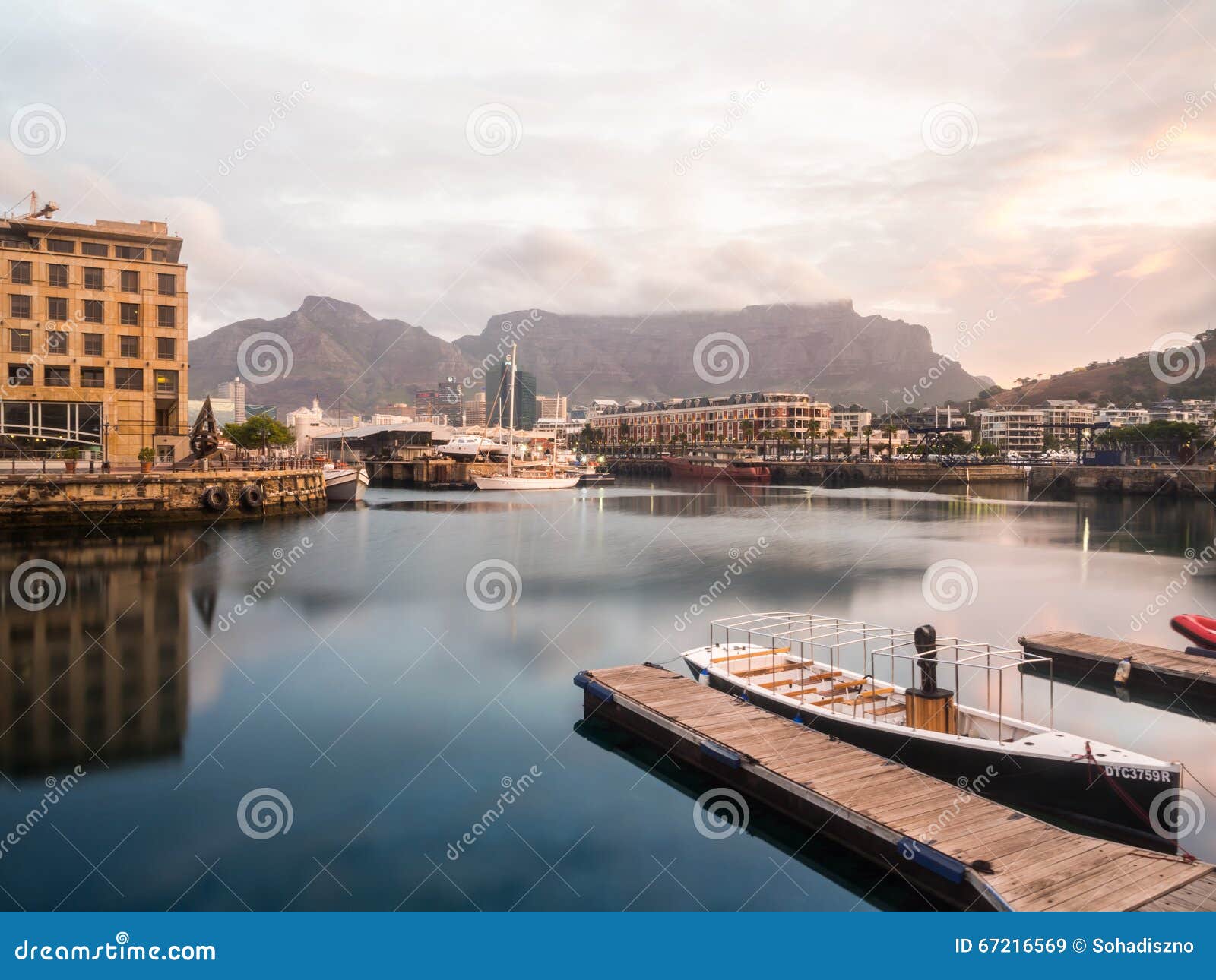 De Waterkant van Cape Town redactionele stock afbeelding. Image of ...