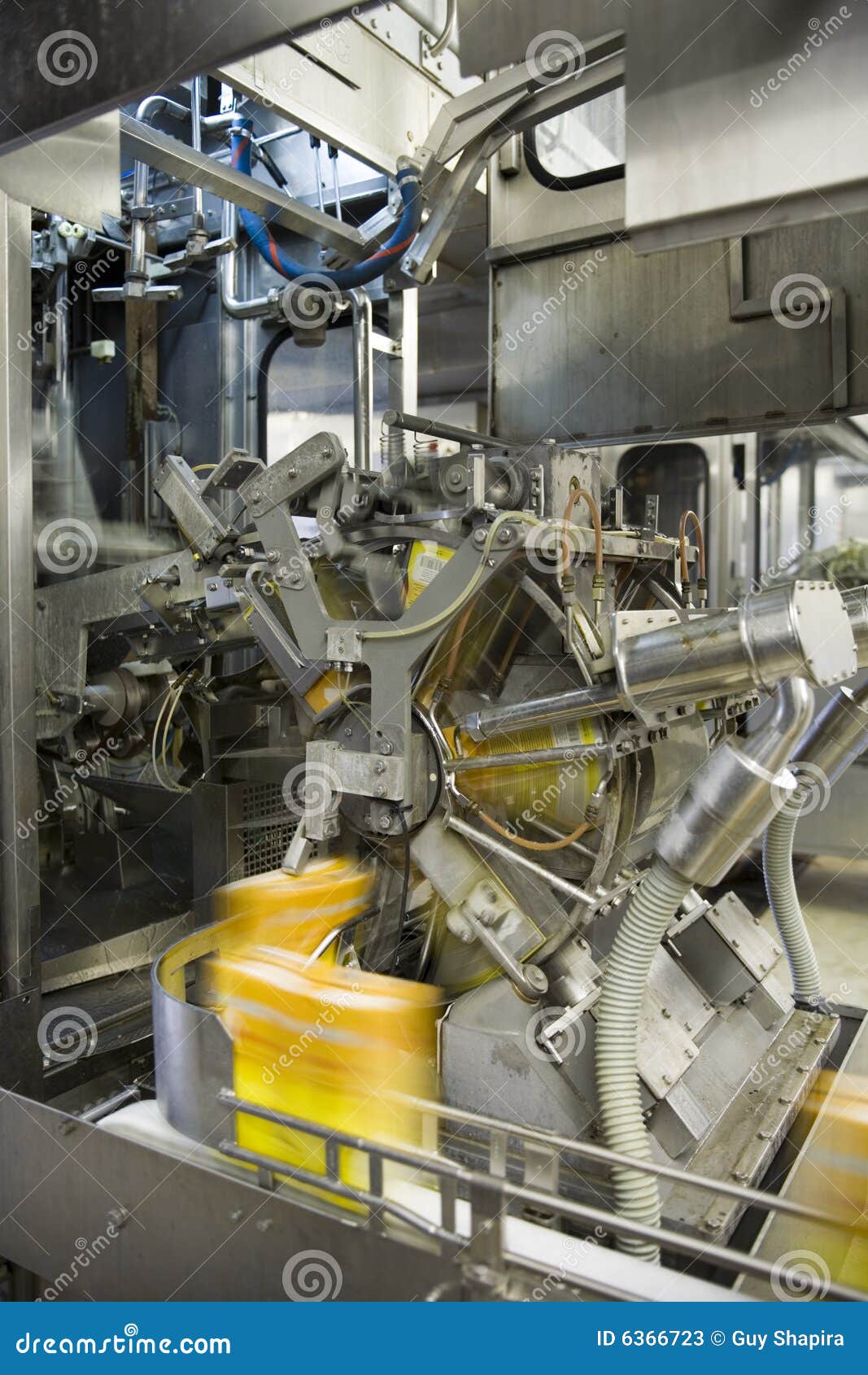 De Wijn, Het Sap En De Drank Van De Productie Stock Afbeelding - Image ...