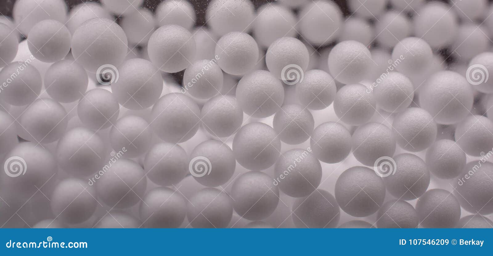 De Witte Ballen Van Het Polystyreenschuim Als Achtergrond Stock ...